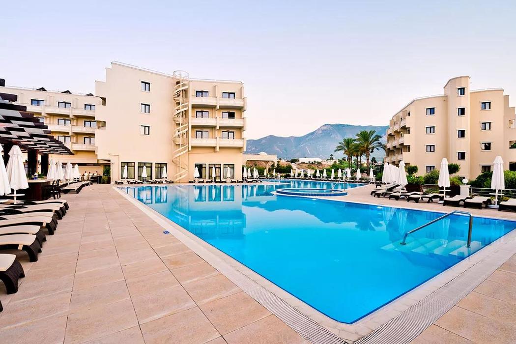 Vuni Palace Hotel Spa Convention Casino