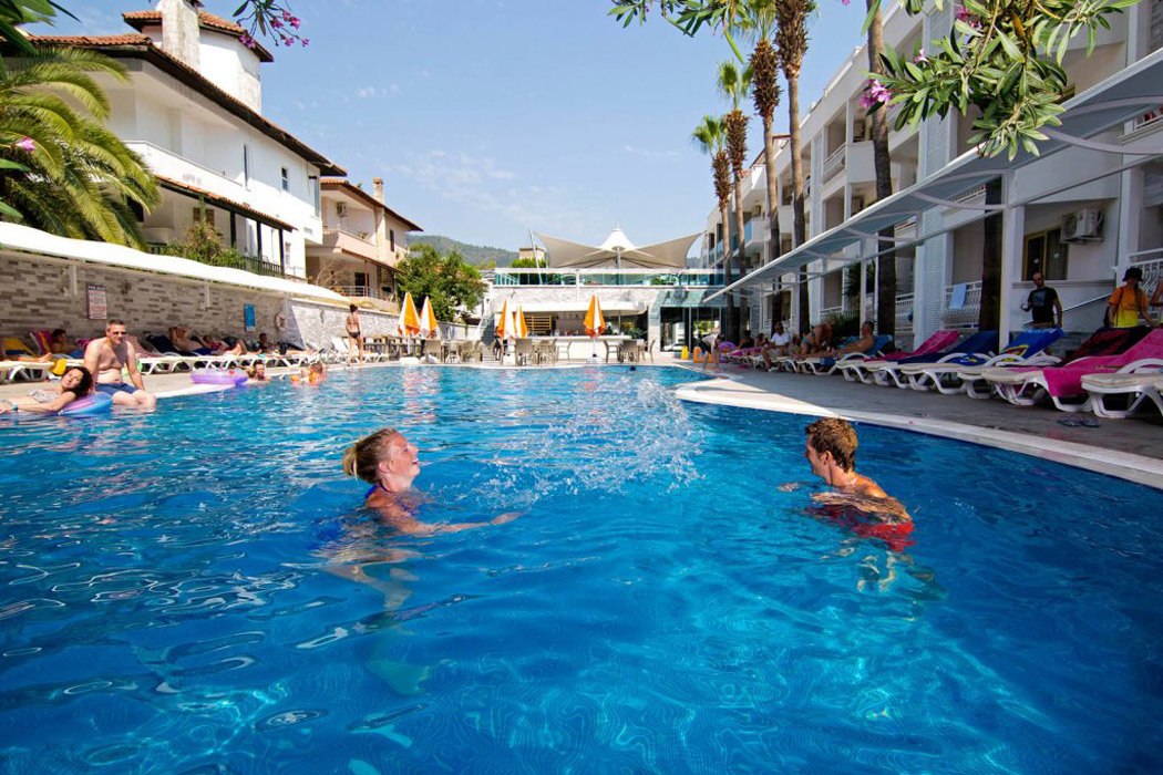 Mirage World Hotel