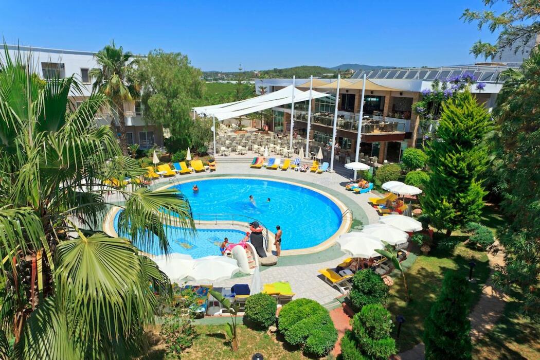 Club Mermaid Village