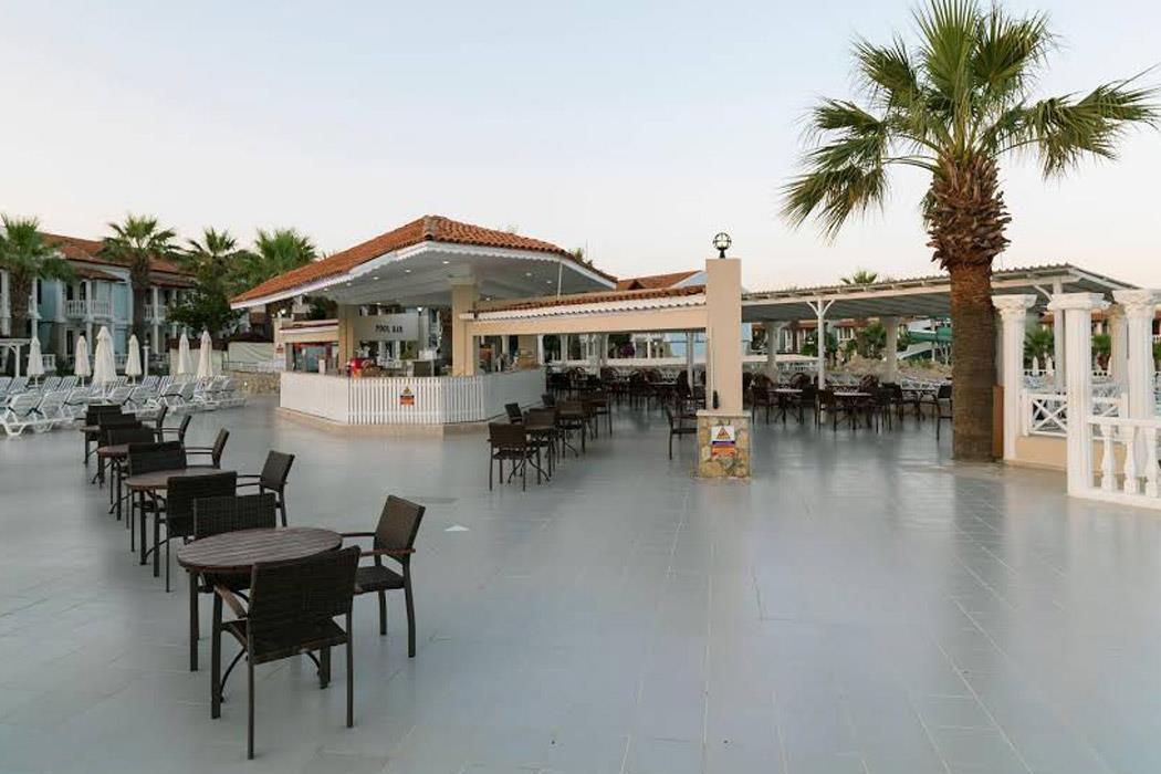 Lucas Didim Resort Otel