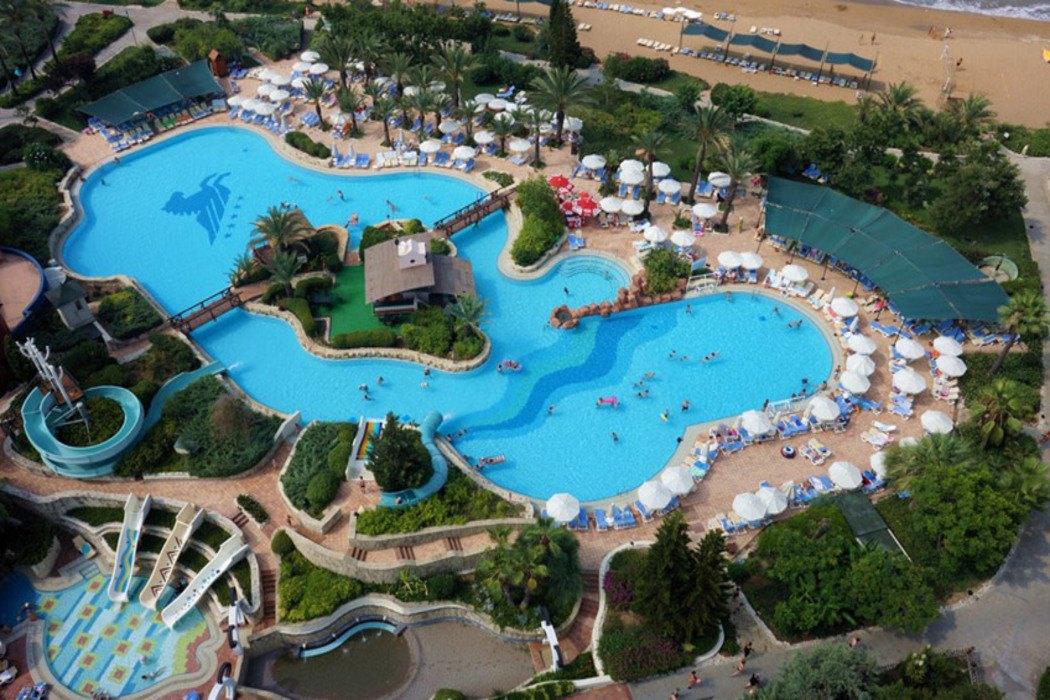 AQI Pegasos Resort
