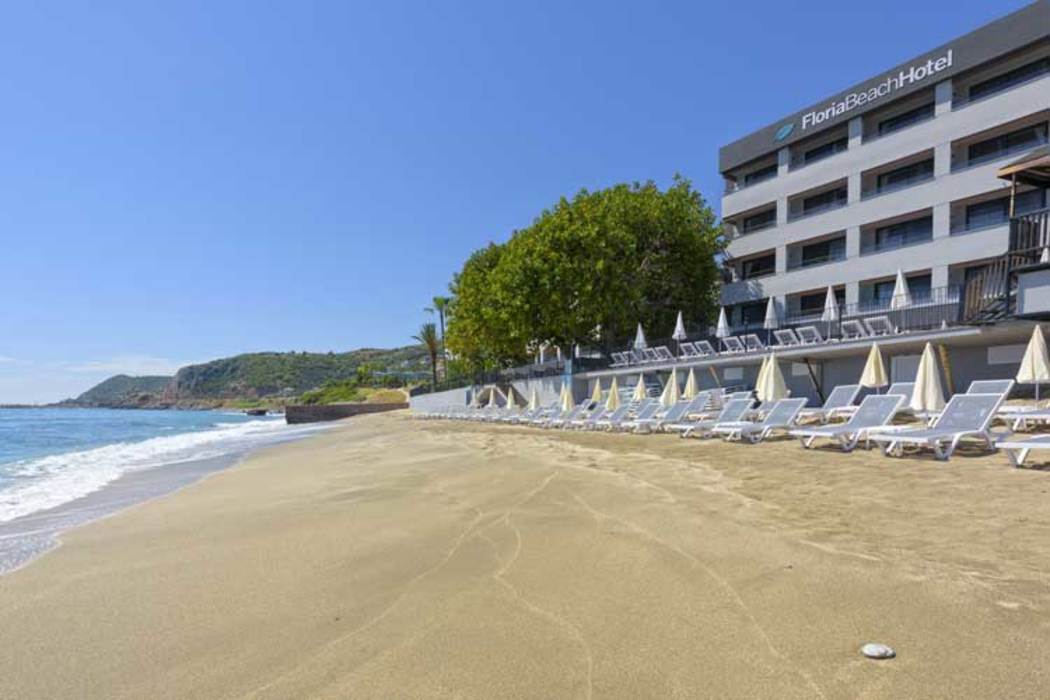 Floria Beach Hotel