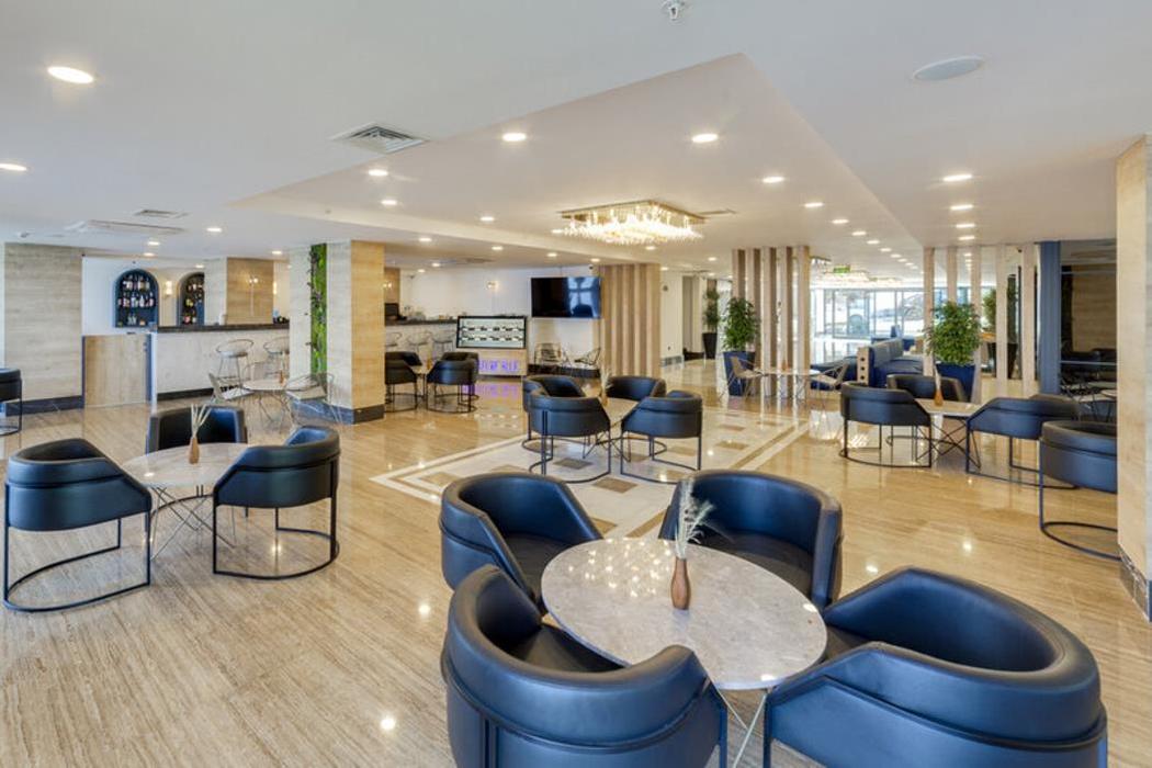 Signature Blue Resort