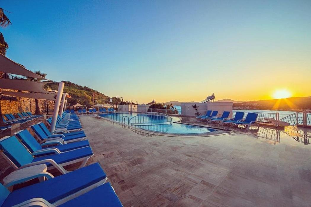Riva Bodrum Resort Otel