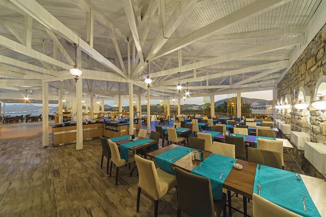 Riva Bodrum Resort Otel