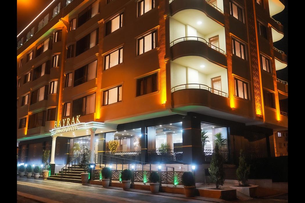 Bayrak Grand Hotel