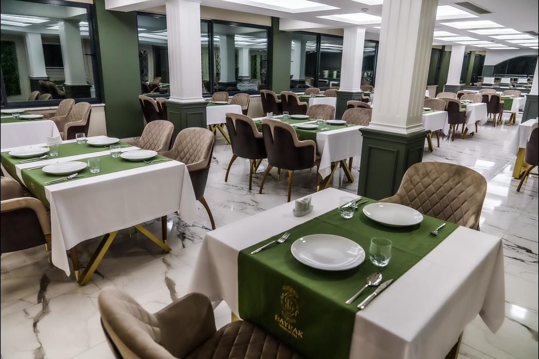 Bayrak Grand Hotel