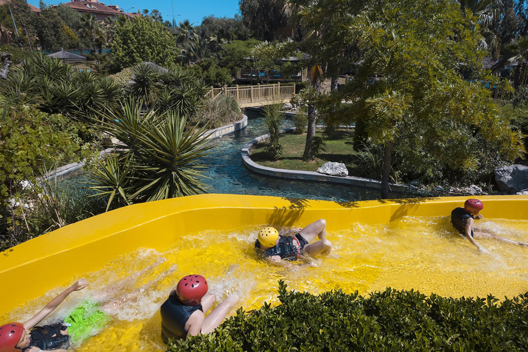 Club Grand Side Amazon Water World