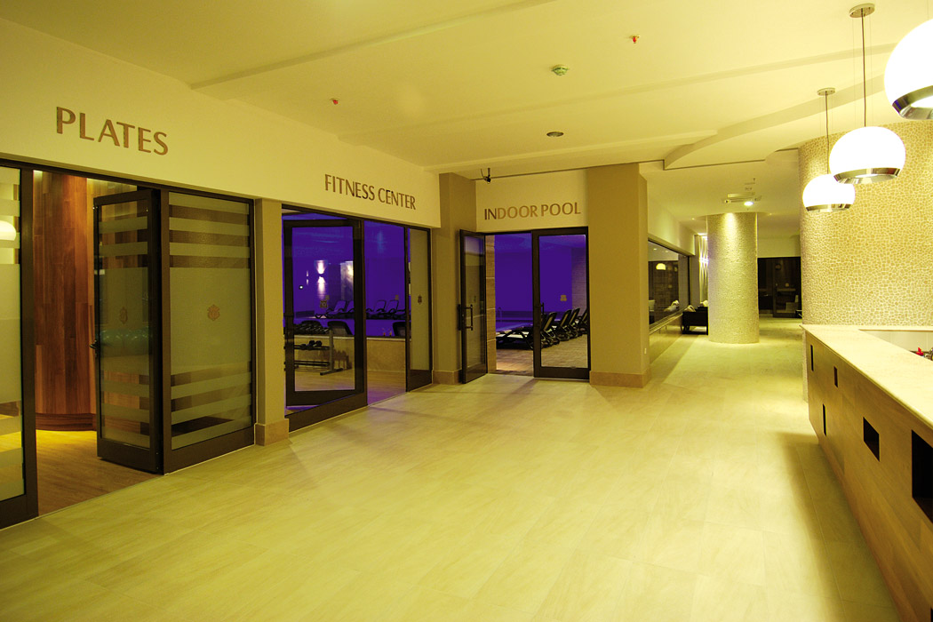 Commodore Elite Suites Spa