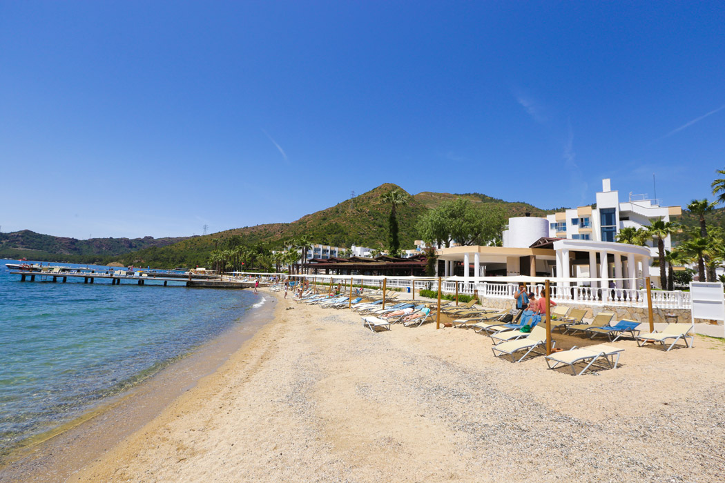 Fortezza Beach Resort Otel